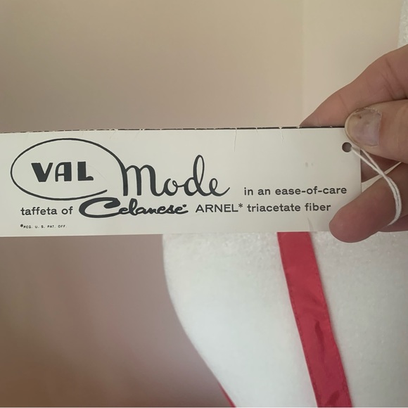 Val Mode Arnel | Intimates & Sleepwear | Vintage 7s Slip Dress ...